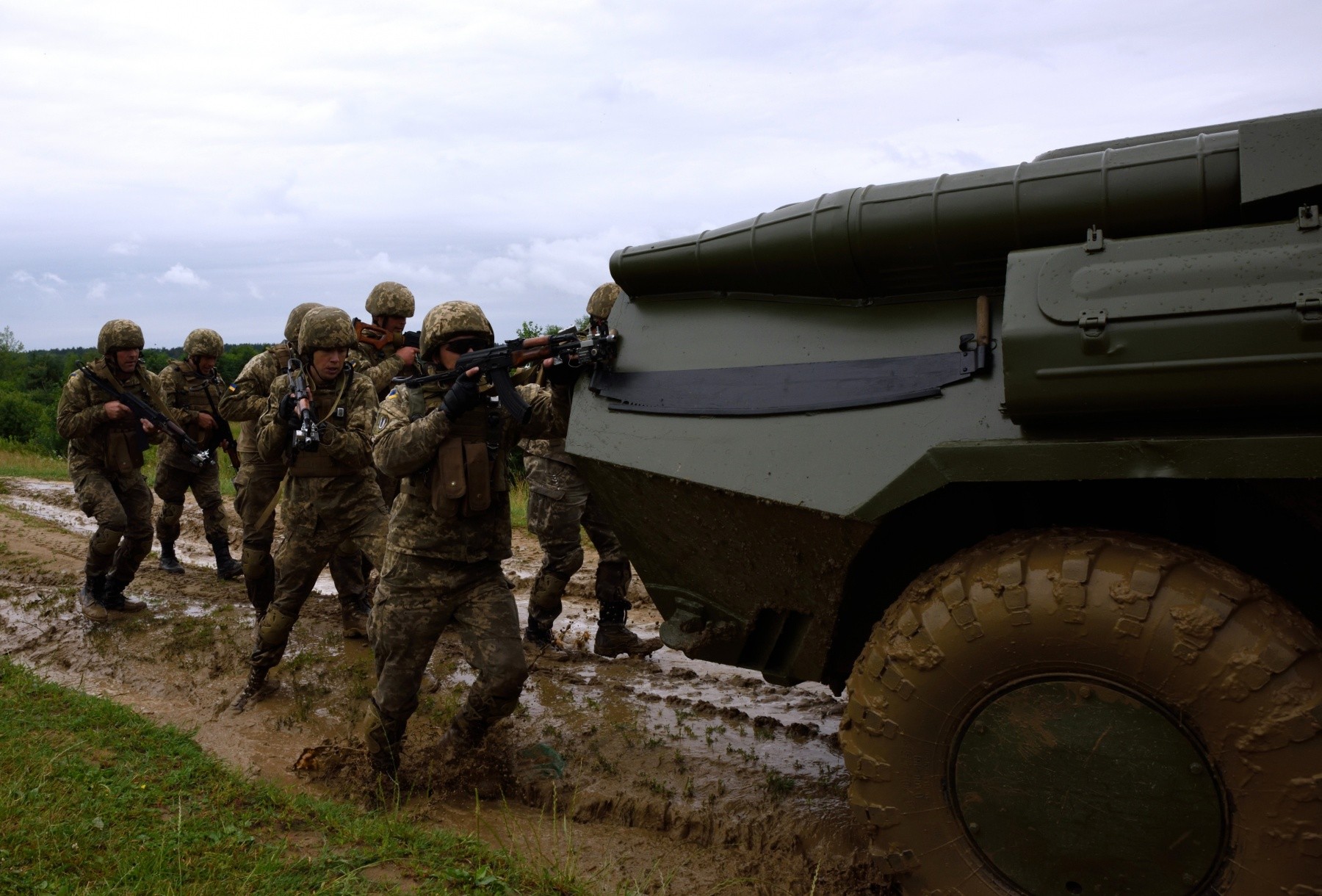 Training kicks off at Rapid Trident 16 | Article | The United States Army