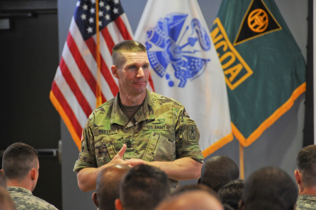 Top enlisted Soldier focuses on readiness during JBMDL visit | Article ...