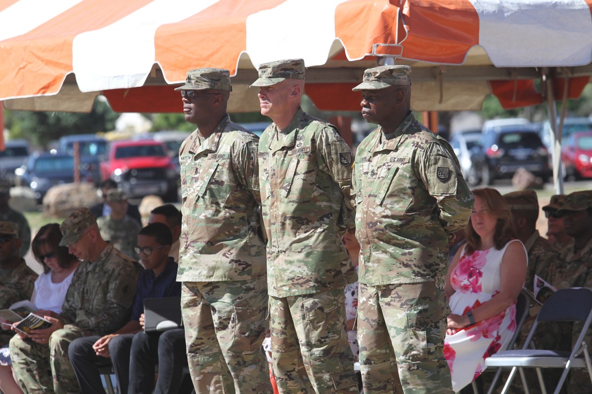 Reins of NETCOM command sergeant major change hands | Article | The ...