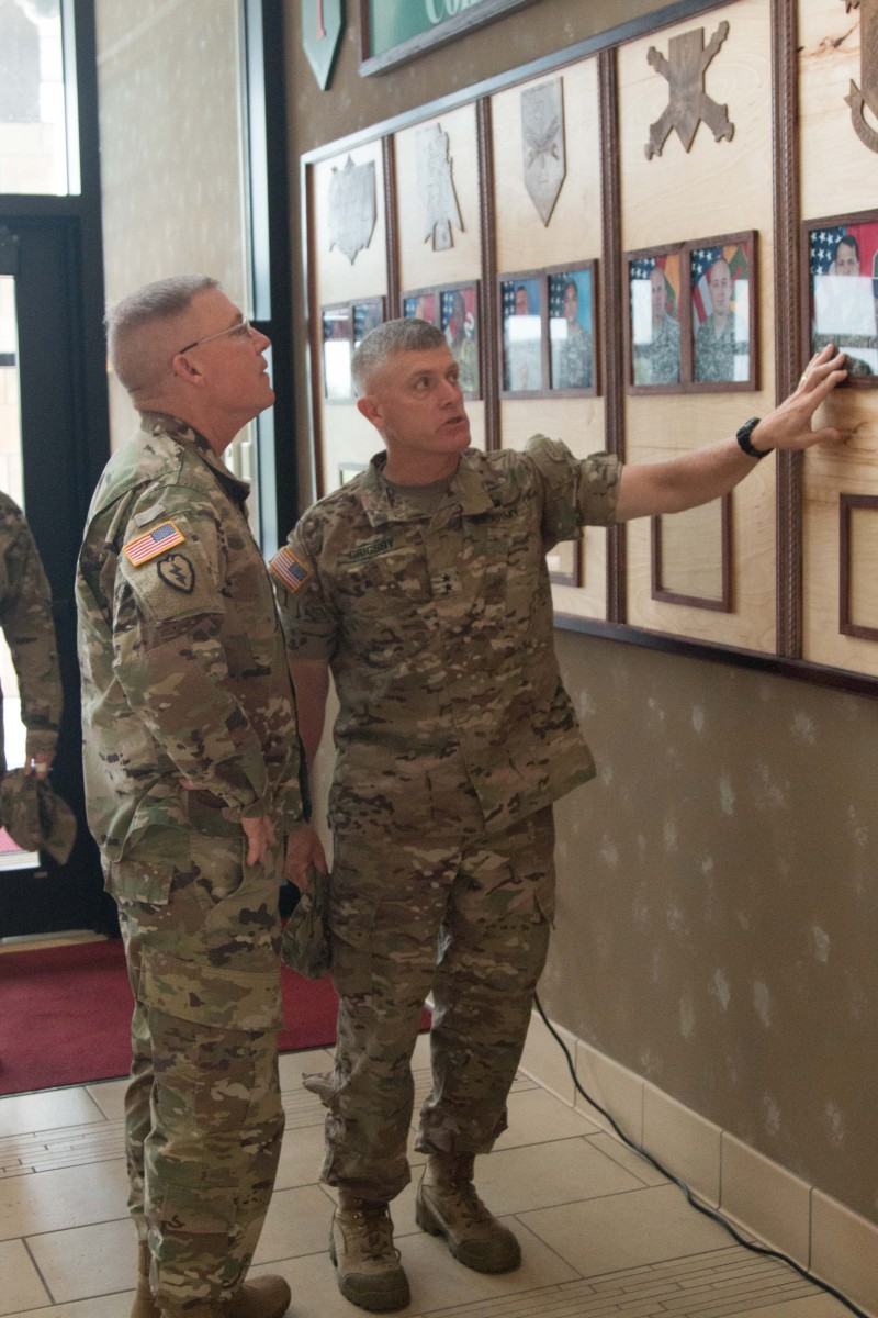 CAC commander visits Fort Riley, emphasizes leader development ...