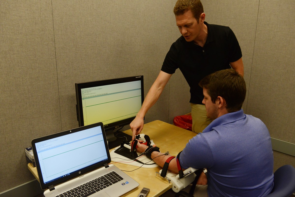 Scientists use neural stimulation to calm Soldiers' twitchy trigger ...