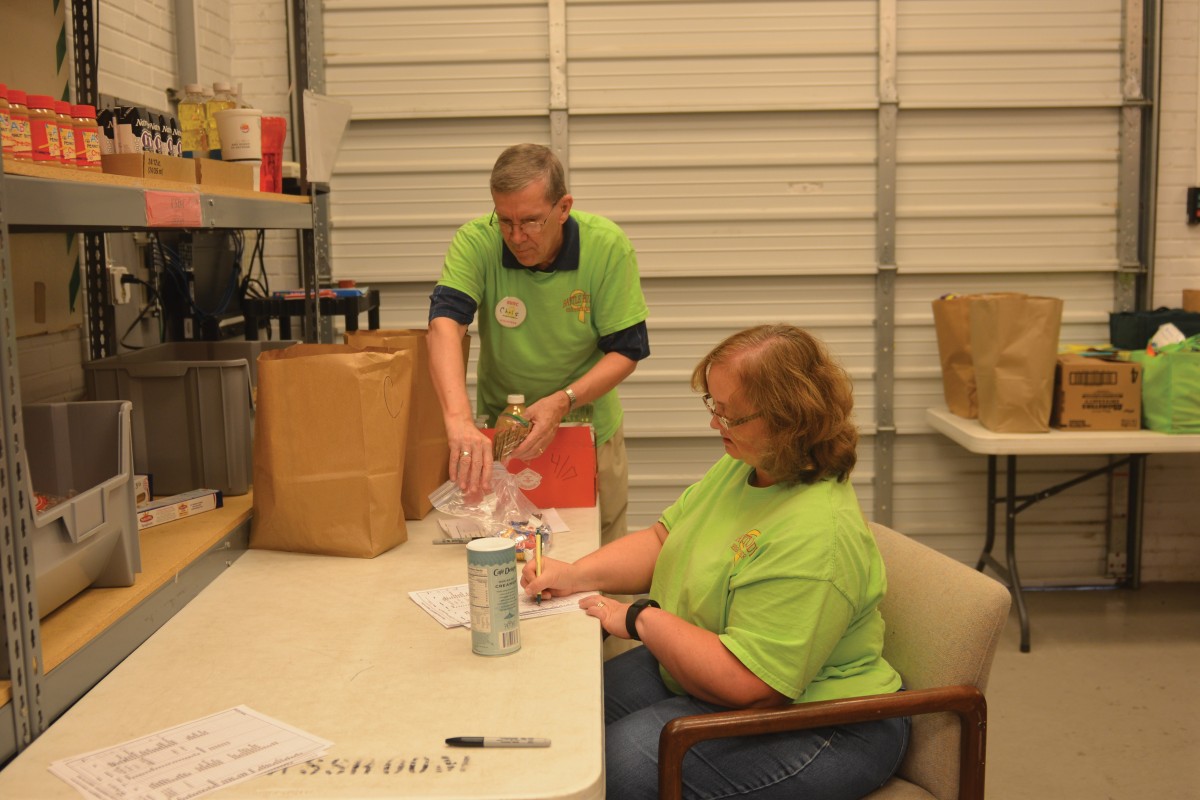 Battle Buddy Resource Center helps 'Feds Feed Families' | Article | The ...