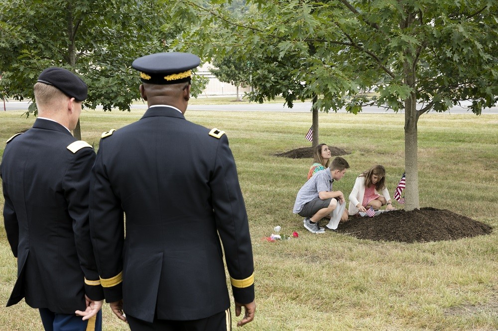 Plaque unveiled at Picatinny Arsenal's New Jersey Fallen Service Member ...