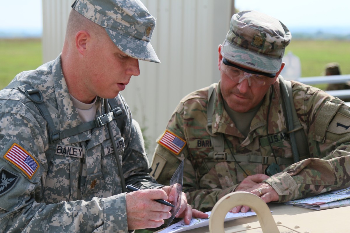 'Big Red One' leaders forge bonds of teamwork, readiness through ...