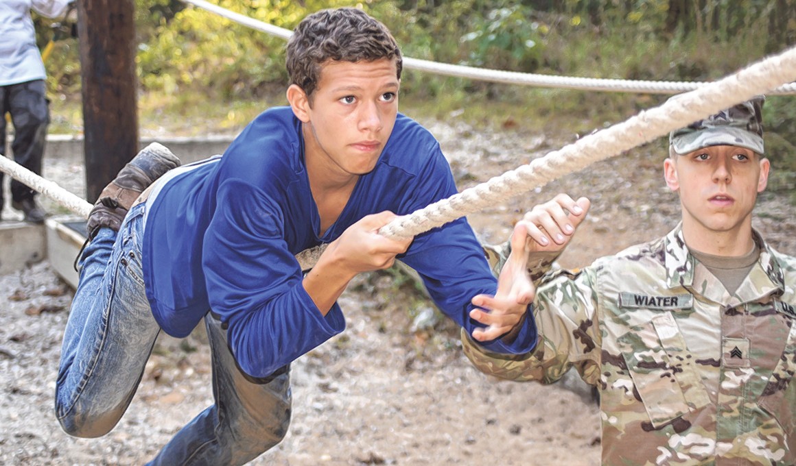 NCOs teach teamwork, motivate Fort Leonard Wood area Boy Scouts ...