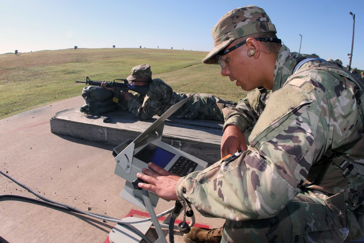 Computers assist Basic Combat Training Soldiers to hit distant targets ...