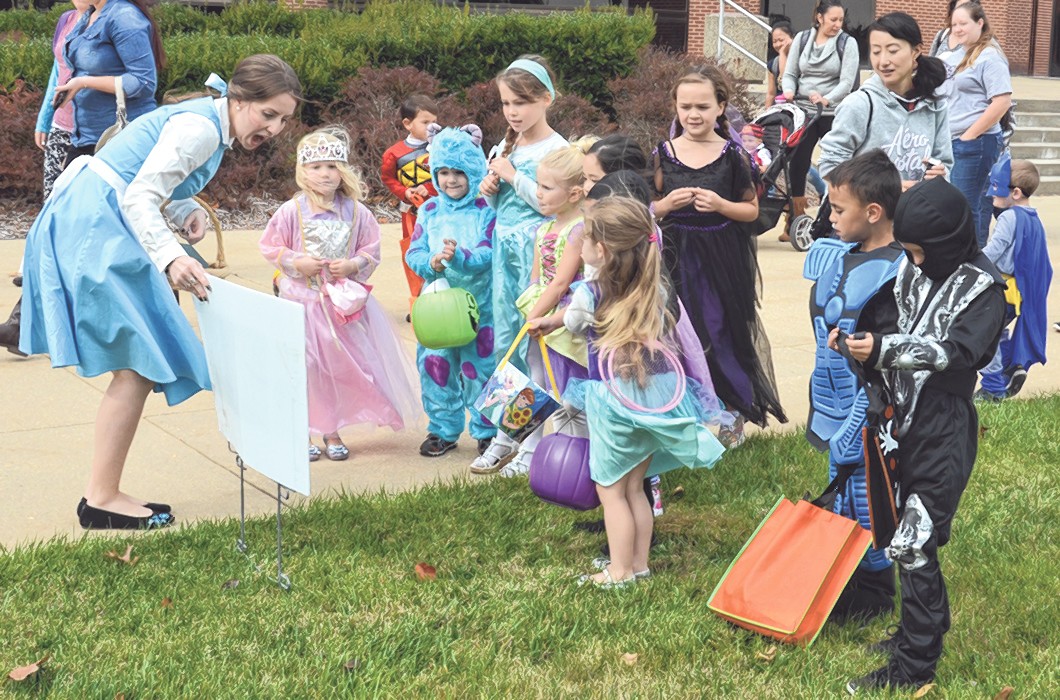 StoryWalk brings host of holiday characters to MSCoE Plaza, Fort ...