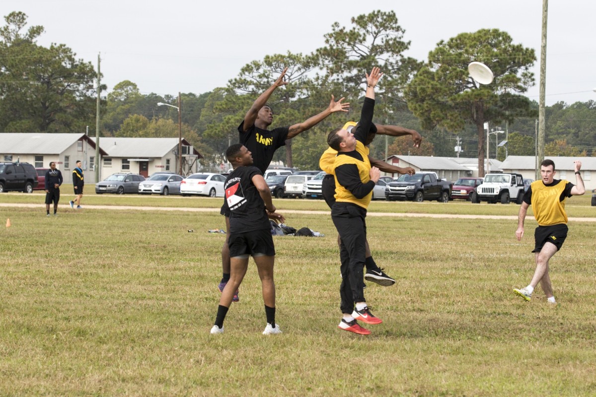Marne Week Ultimate Firsbee | Article | The United States Army