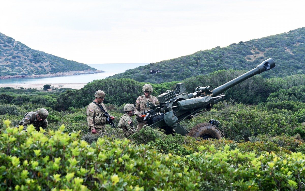 Sky Soldiers' gun line makes it rain steel | Article | The United ...