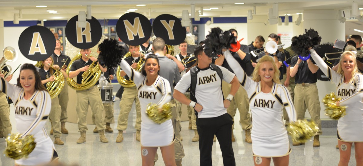 Army psyched up to beat Navy | Article | The United States Army