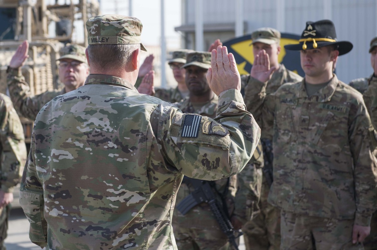 Gen. Milley, Sgt. Major of the Army Dailey pay holiday visit to ...