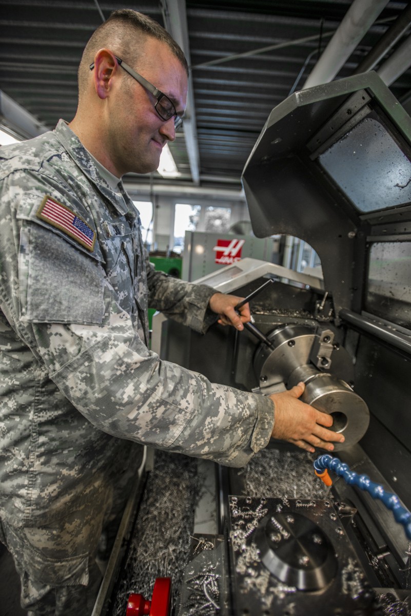 Meet Your Army: Sgt. Todd's invention improves safety, howitzer ...