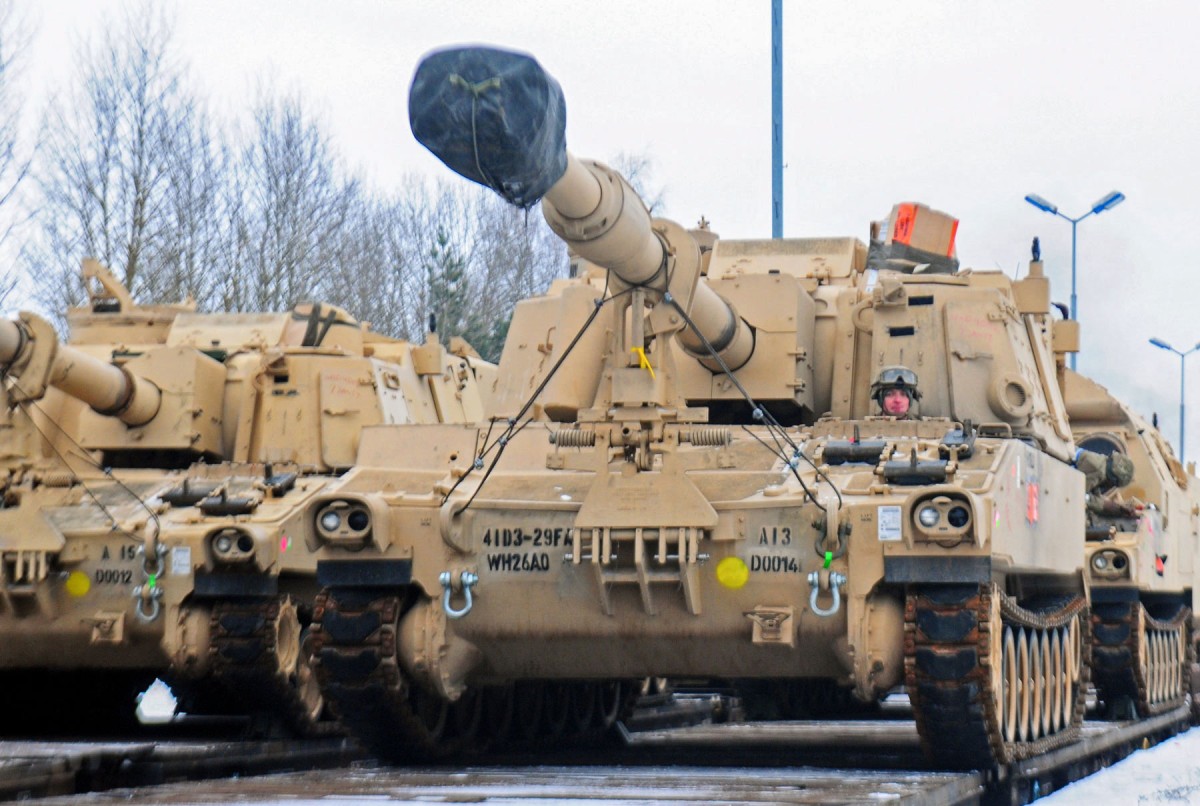 EUCOM commander: US armored brigade's deployment to Poland 'significant ...