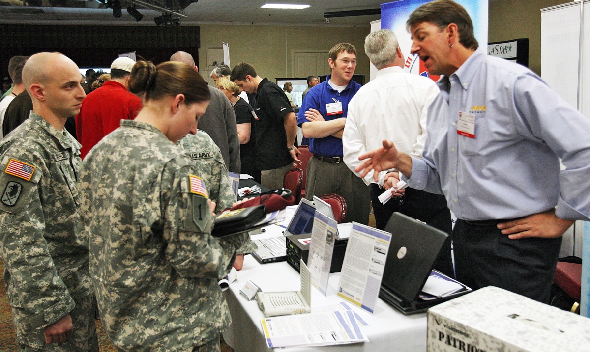 IMCOM'S Transition Assistance Program helps Army save $900 million ...