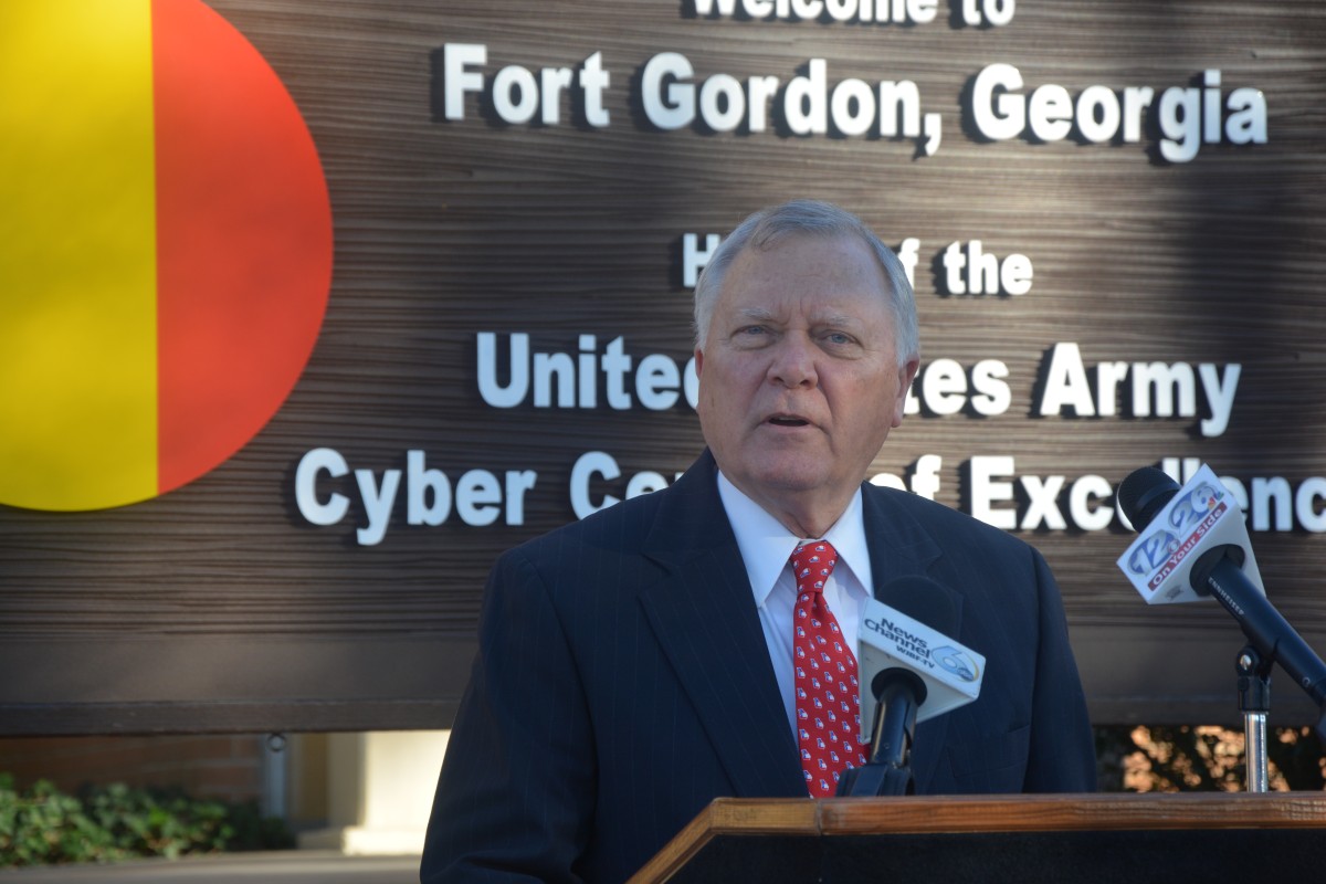 Governor visits Gordon, tours cyber facilities | Article | The United ...