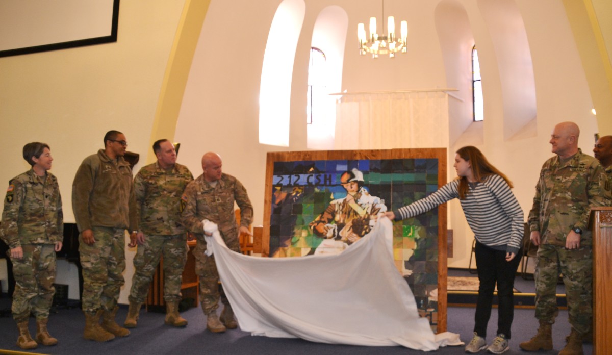 Art Unveiling Ceremony Honors Army Medics | Article | The United States ... Art Unveiling Ceremony Honors Army Medics | Article | The United States ...