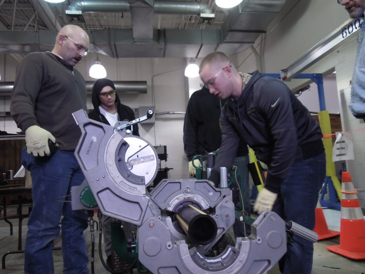 Transitioninig Soldiers at Fort Drum graduate fromnatural gas training ...