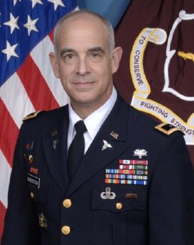 USAHC-SB hosts Maj. Gen. (Ret.) David Rubenstein | Article | The United ...