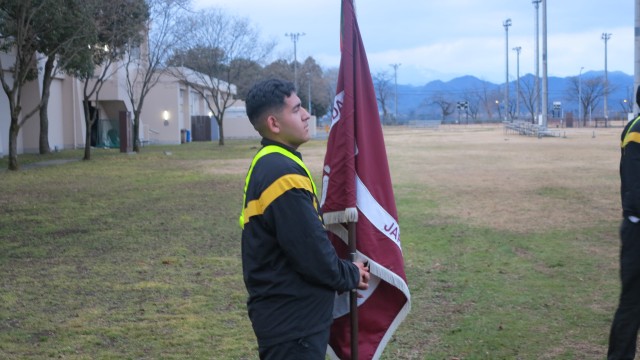 The commanding general, U.S. Army Japan conducts PT with MEDDAC-Japan ...