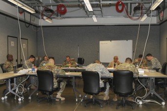 Electronic maintenance Soldiers advance skills through two-week course ...