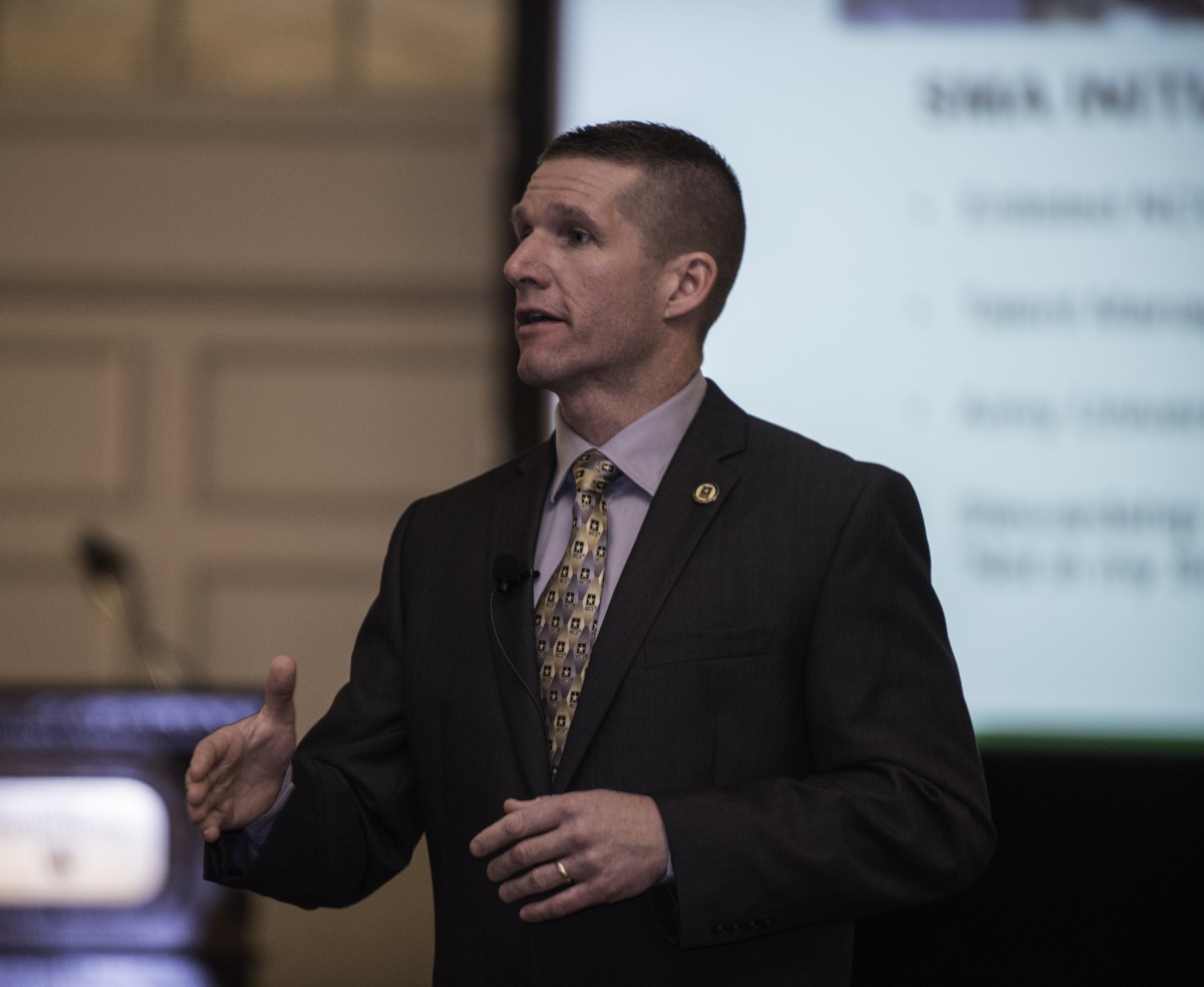 Army connects transitioning Soldiers with civilian employers | Article ...