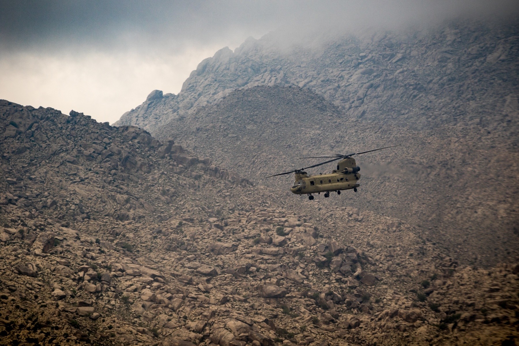 Photo Essay: Task Force Flying Dragons Aviators Fly to Operating Base ...