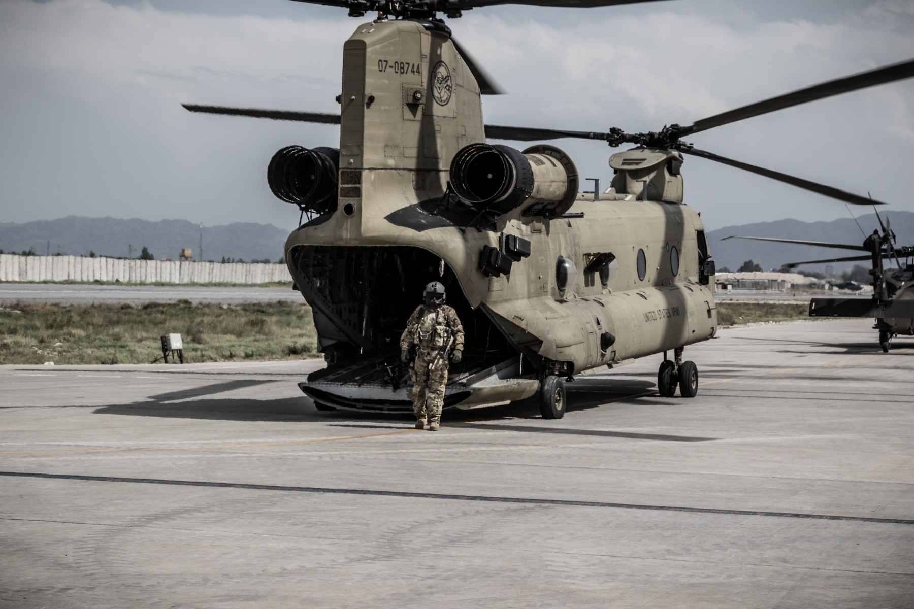 Photo Essay: Task Force Flying Dragons Aviators Fly to Operating Base ...
