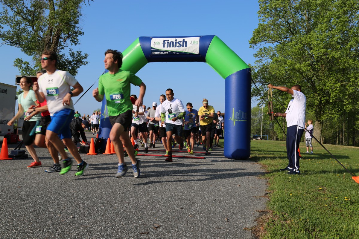 Runners take to APG-south streets for ECBC gas mask dash | Article ...