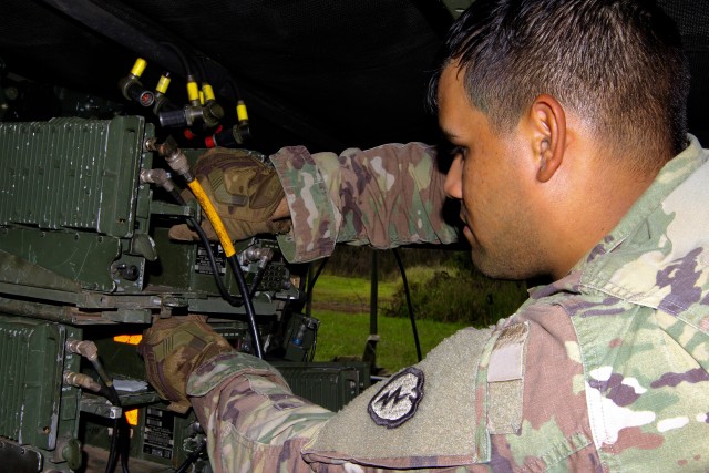 25th STB Trains for Big Island rotation | Article | The United States Army
