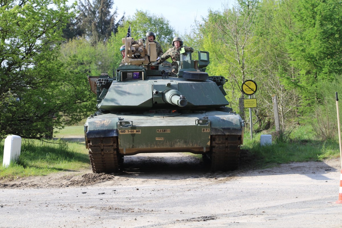 Bond of brotherhood emerges at international tank contest | Article ...