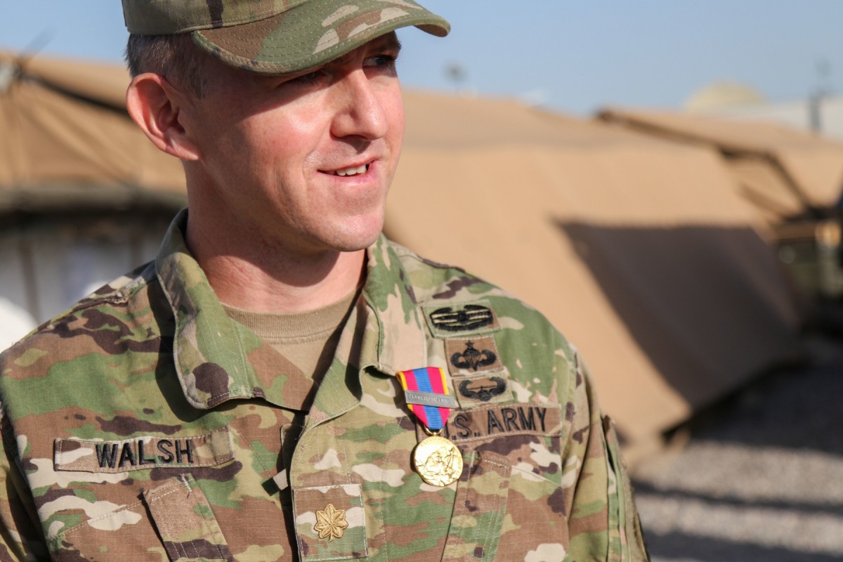 82nd Airborne Paratrooper receives French award for Coalition service ...