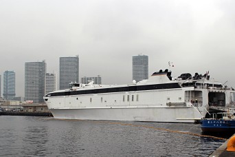 Westpac Express loads up during port call at 836th Trans. Bn. | Article ...