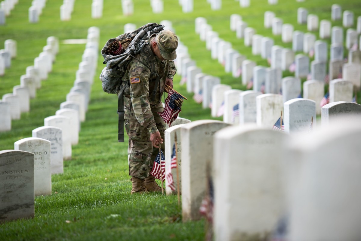Old Guard honors fallen with "Flags-In" tradition | Article | The ...