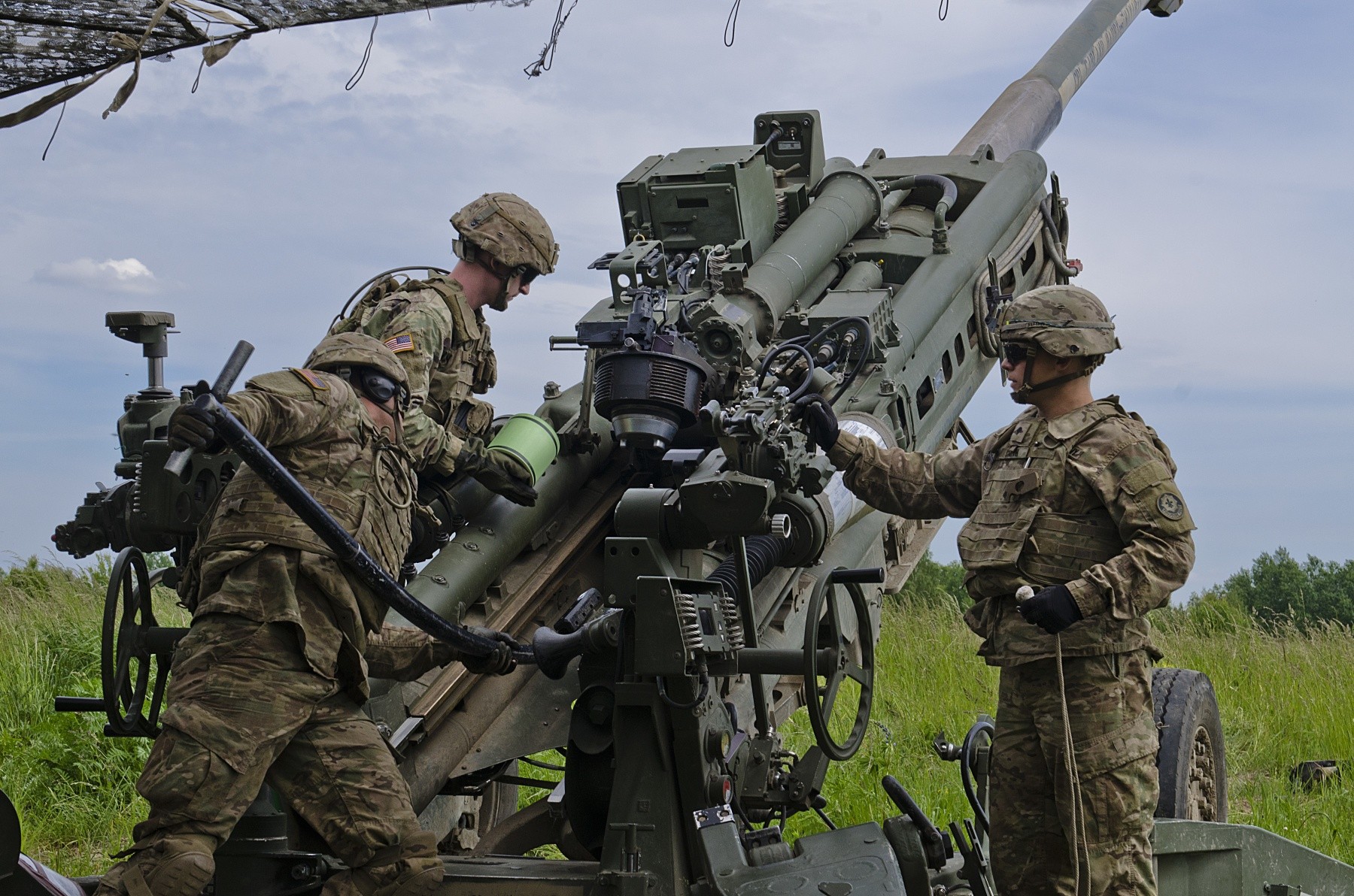 Multinational forces integrate capabilities during combined arms ...