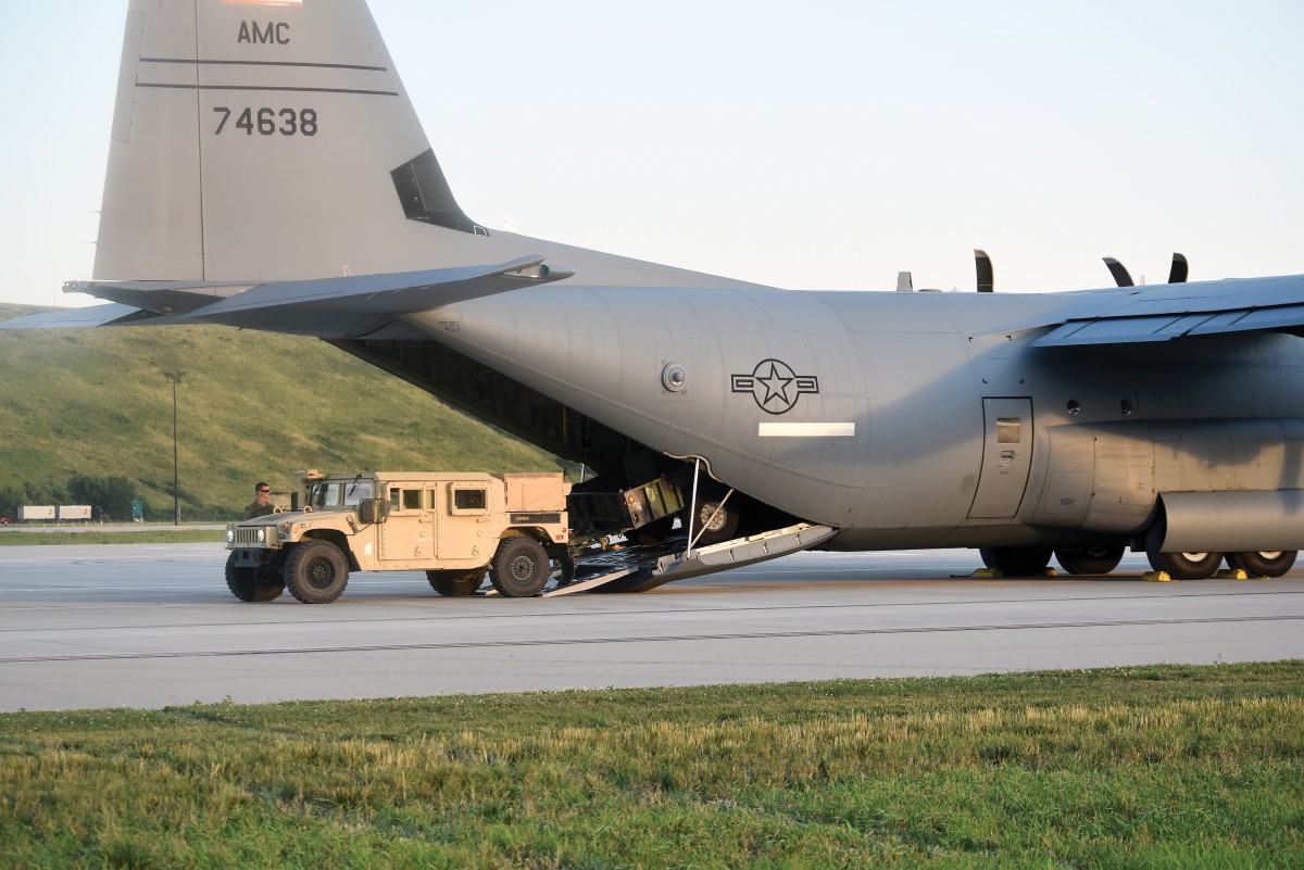Soldiers, Airmen exercise partnership at Fort Riley | Article | The ...