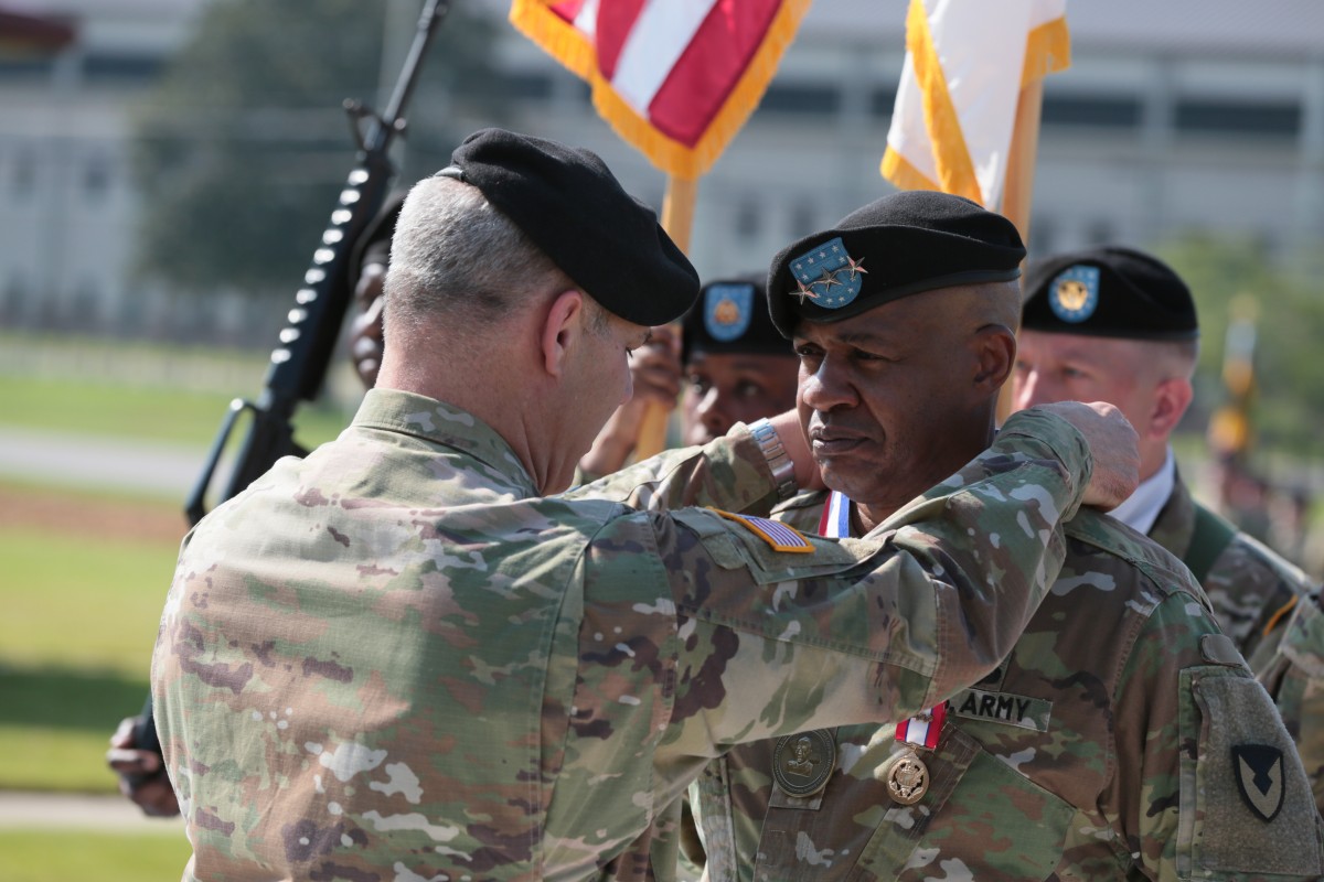 From private to 3-star: Wyche retires after 42 years | Article | The ...