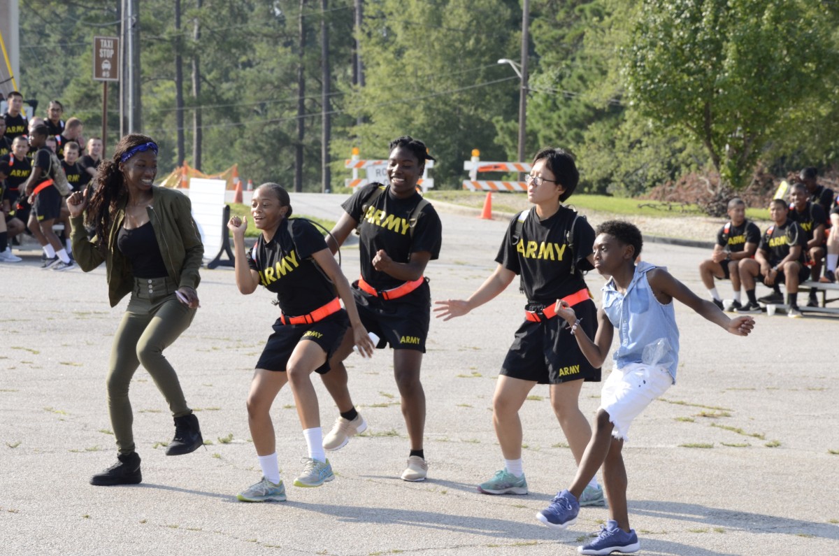 369th AG Battalion Restores Drill Tradition | Article | The United ...