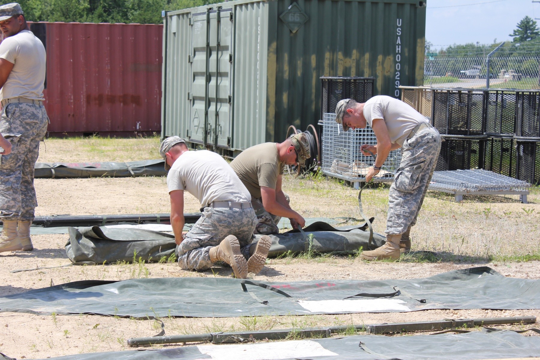 94th CSH sets up hospital from bare ground during training at Fort ...