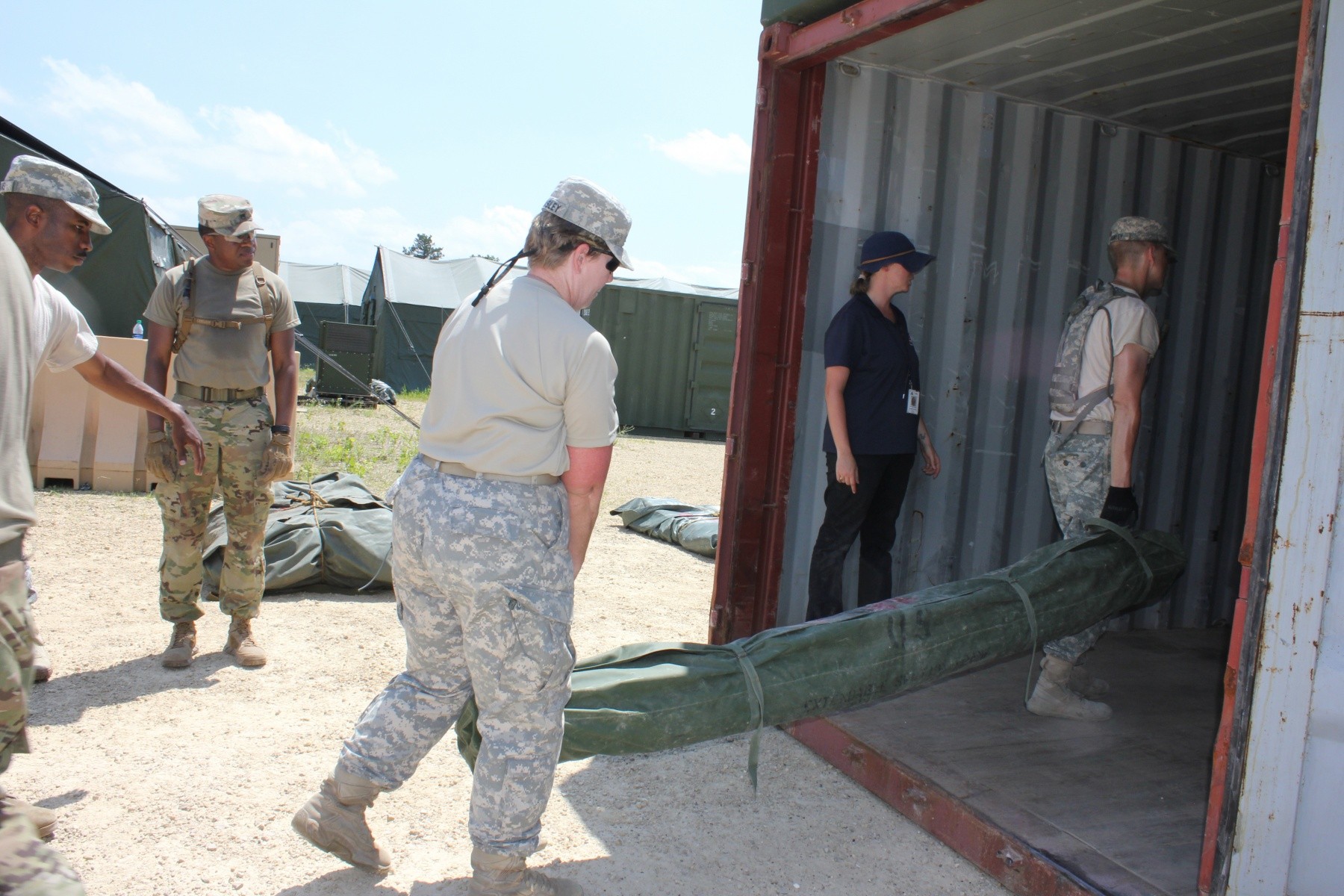 94th CSH sets up hospital from bare ground during training at Fort ...