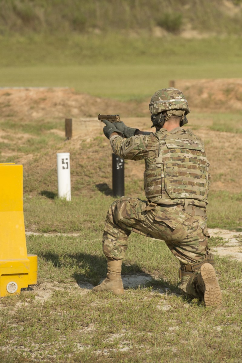 New modular handgun system, Sig Sauer P320, tested at Bragg | Article ...