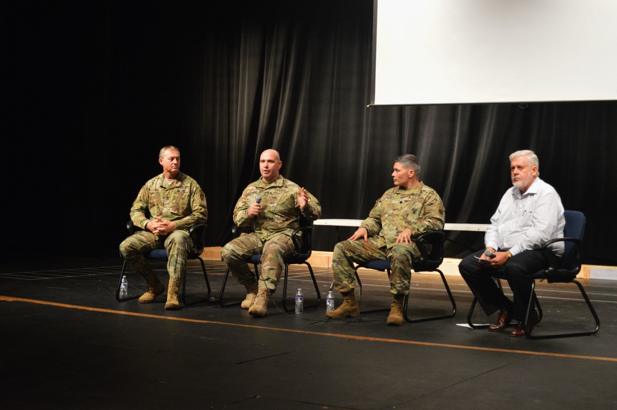 Phoenix Recruiting hosts SF leadership for high schools tour | Article ...