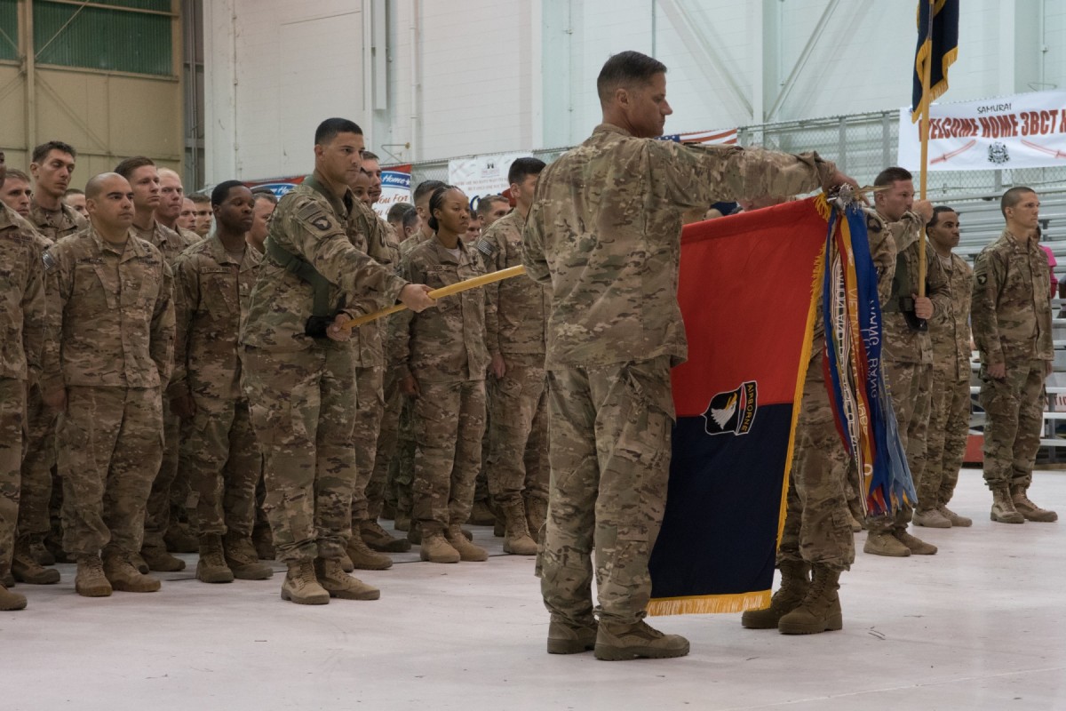 Rakkasan uncase colors | Article | The United States Army