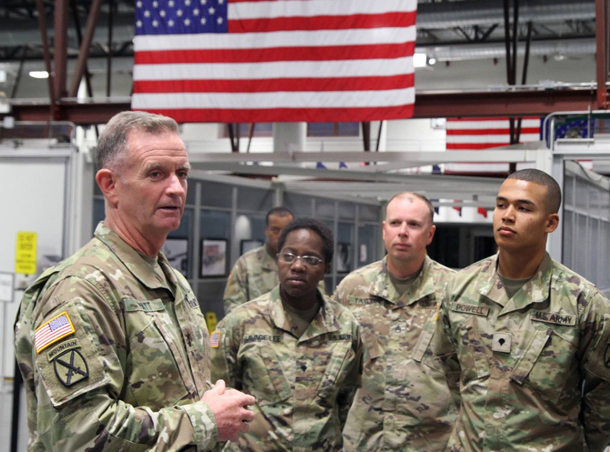 510th Human Resources Company deploys a second time in support of ...