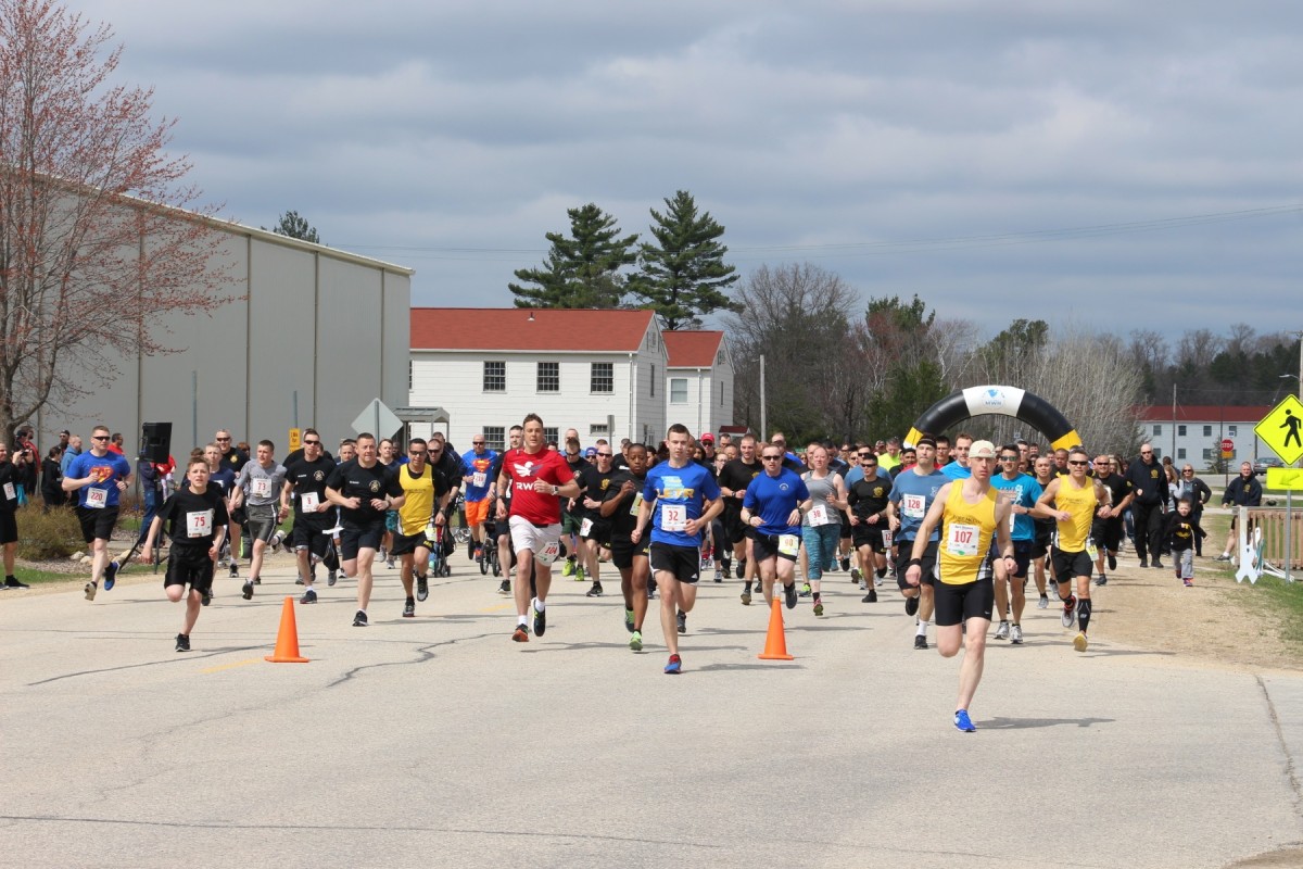 DFMWR team provides crucial support for McCoy's Army Ten-Miler athletes ...