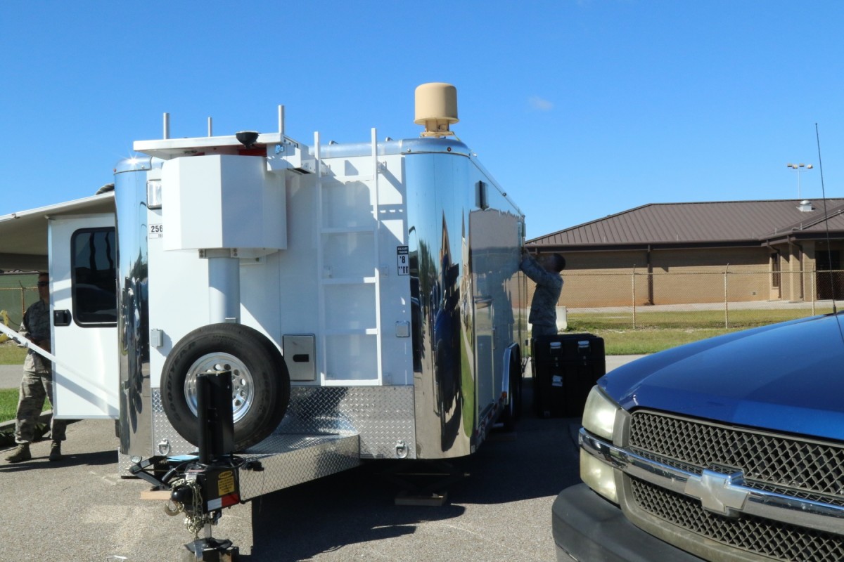Guardman-designed communications trailer debuts at Southern Strike 18 ...