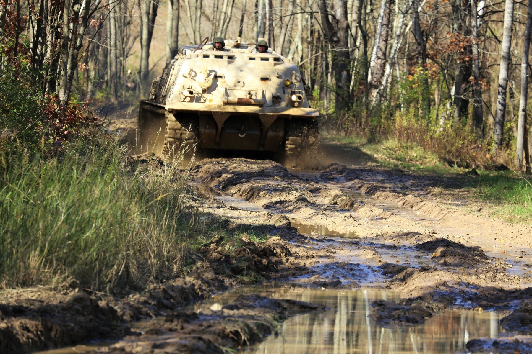 Battle-drill, institutional training part of busy fall schedule at Fort ...