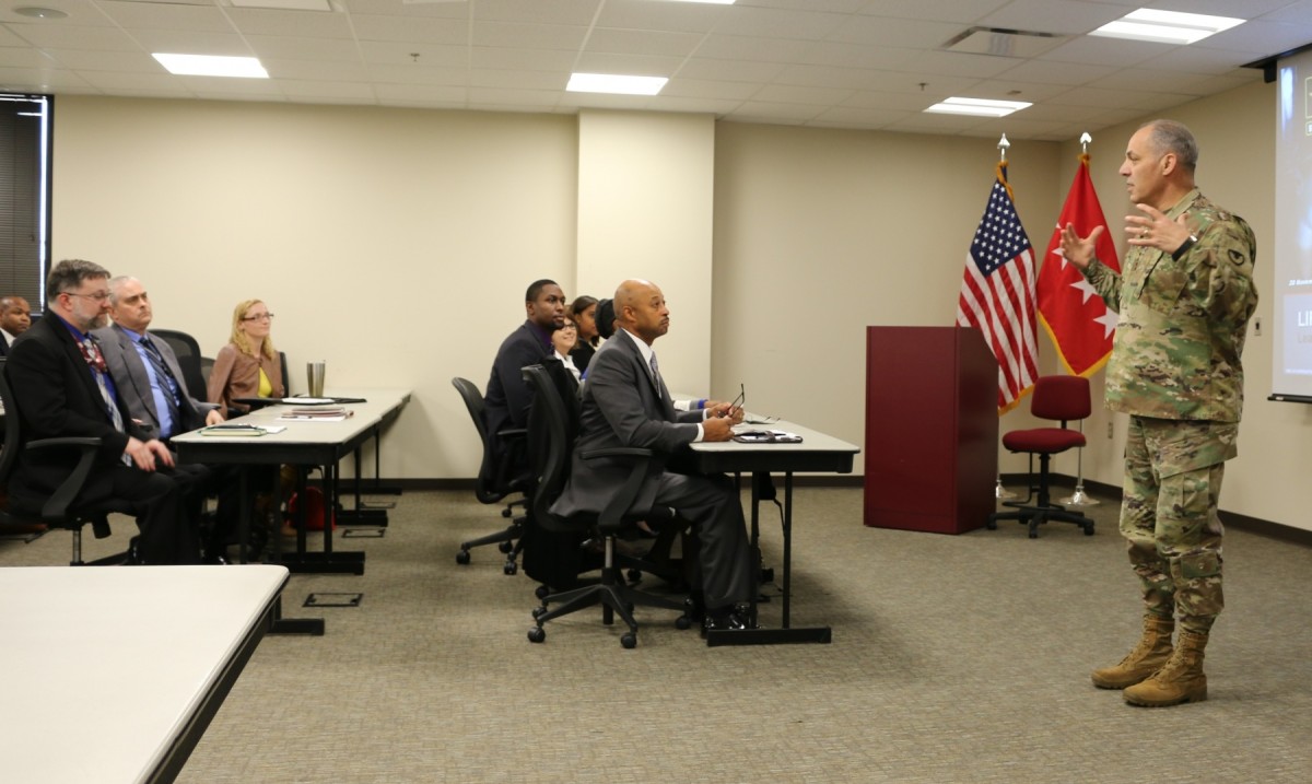 Four-star commander connects civilian leadership to Army readiness ...