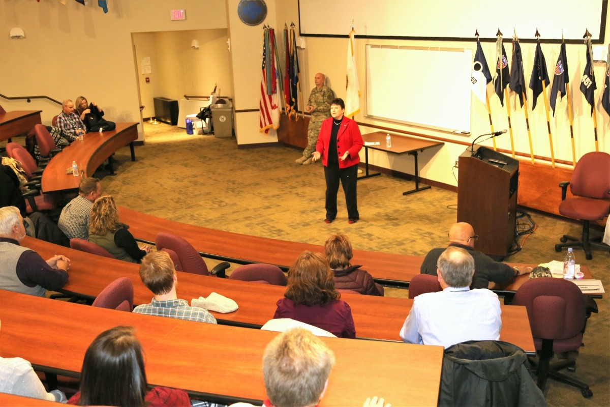 Photo Essay: IMCOM-Readiness director holds town hall meeting during ... Photo Essay: IMCOM-Readiness director holds town hall meeting during ...