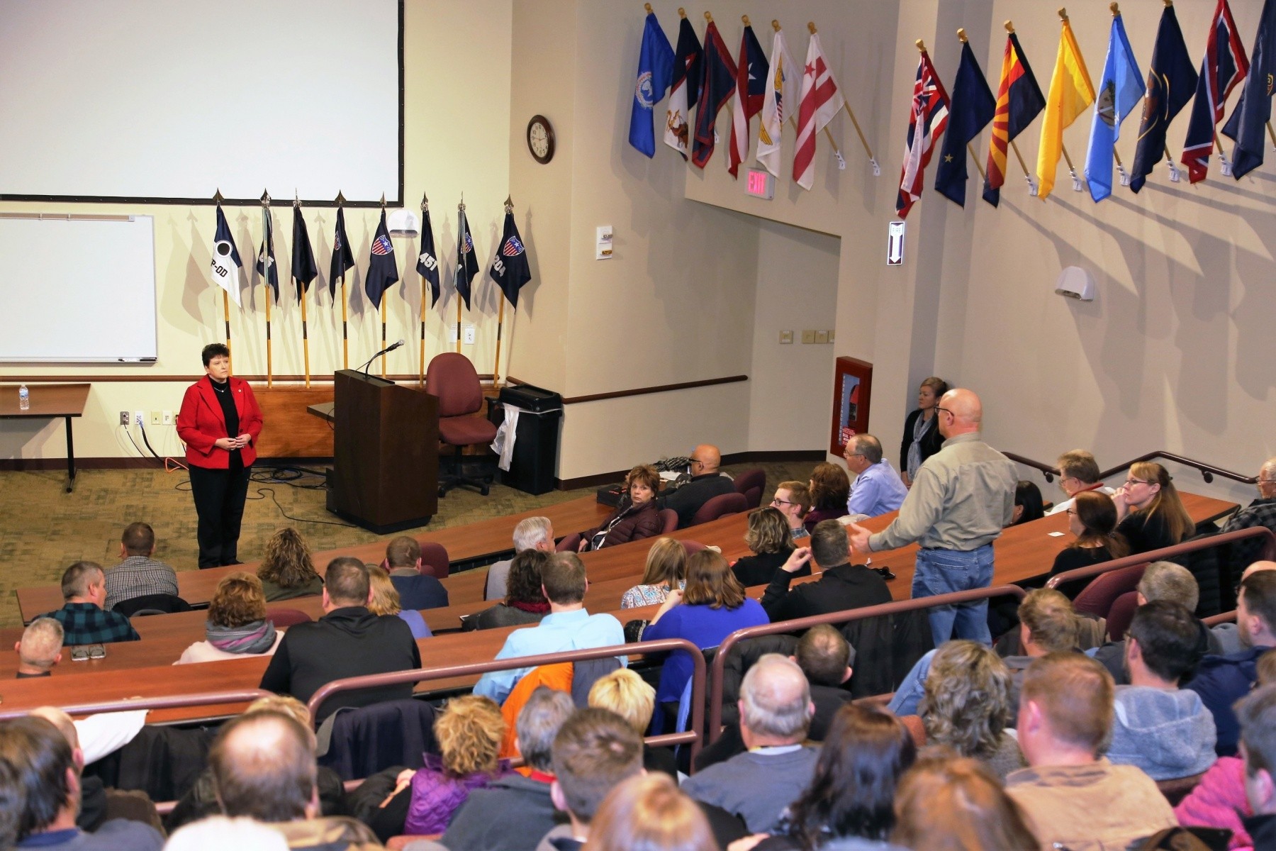 Photo Essay: IMCOM-Readiness director holds town hall meeting during ... Photo Essay: IMCOM-Readiness director holds town hall meeting during ...