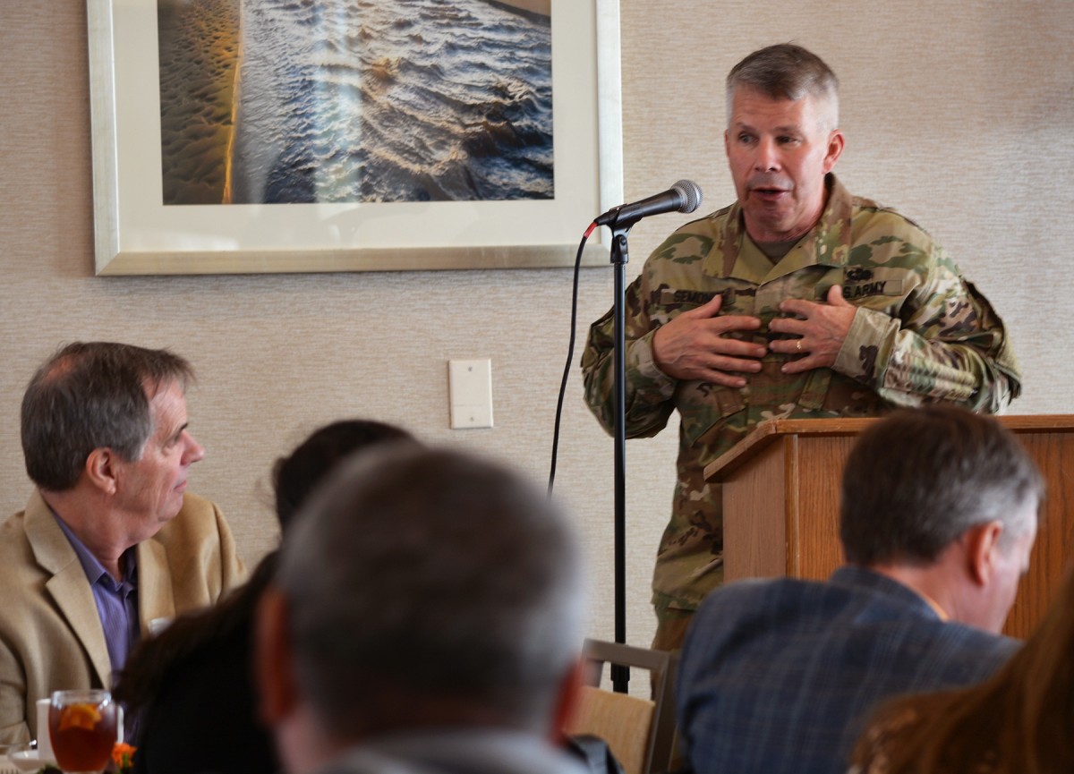 Chief of Engineers speaks at conference, advocates for change ...